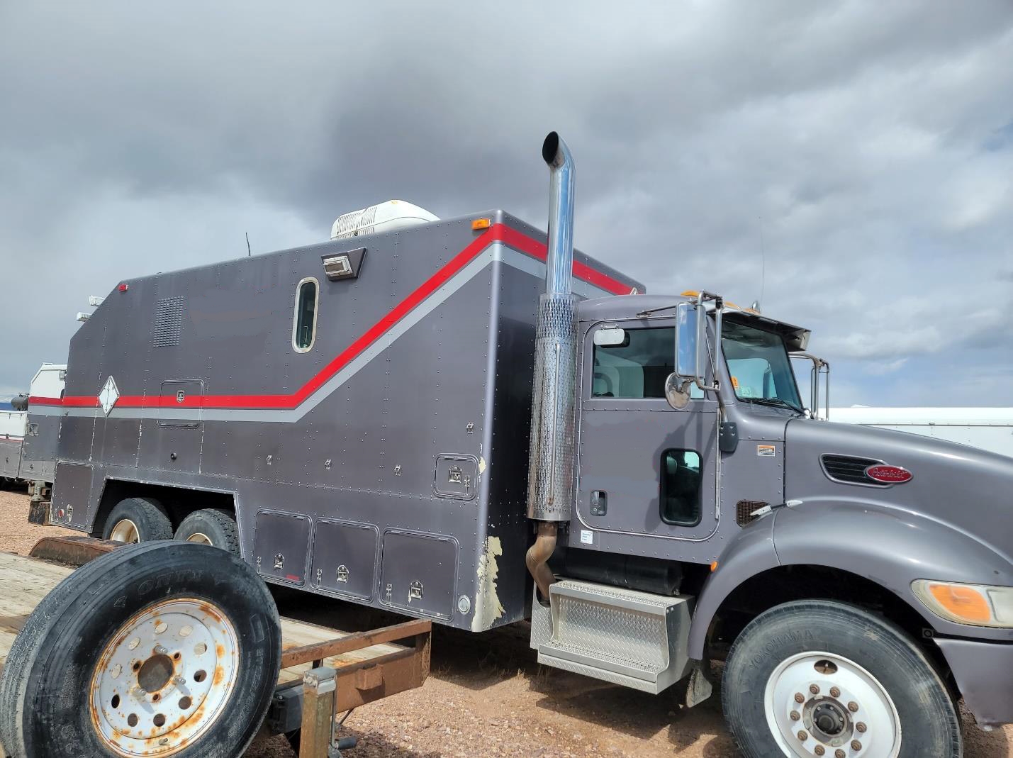 Cased Hole Truck - 2006 Peterbilt » Quantum Resource Facilius